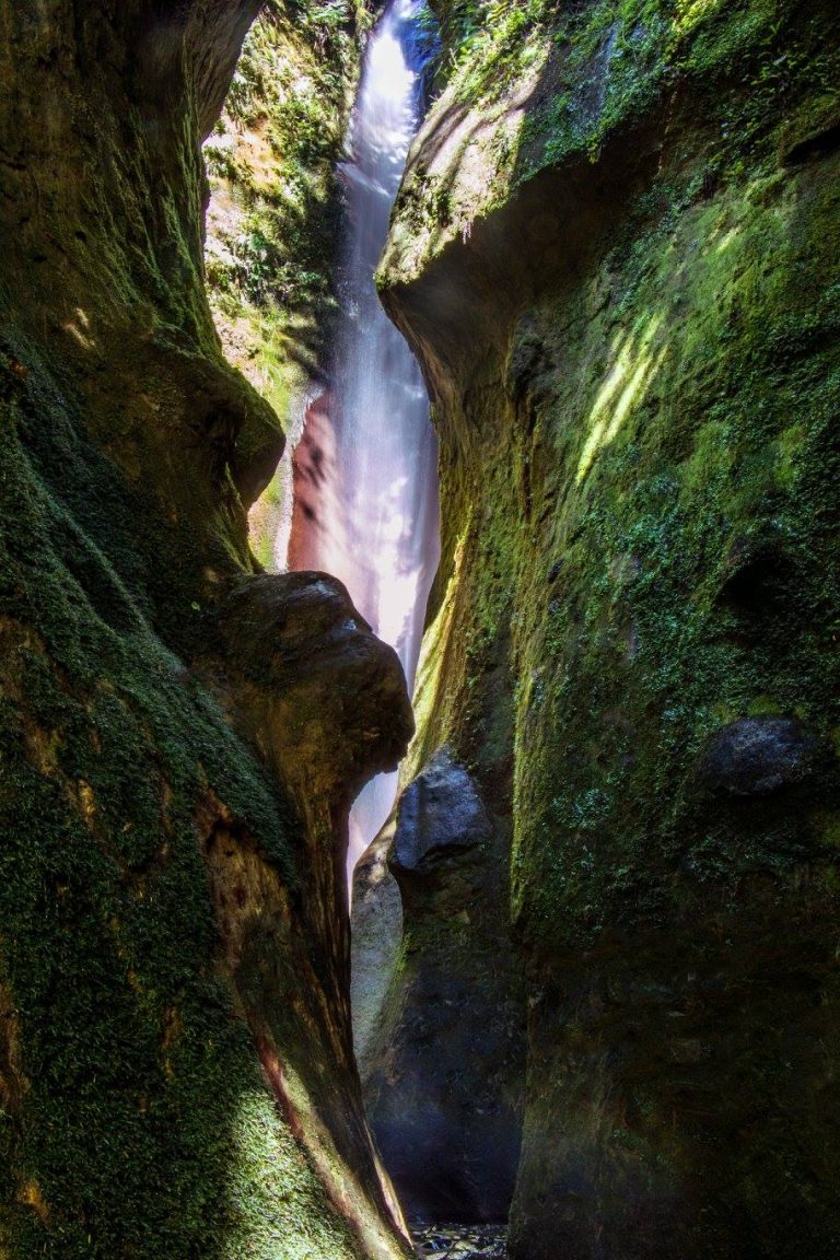 ⭐9 Iconic Oregon Waterfalls: Photography Tips for Stunning Shots