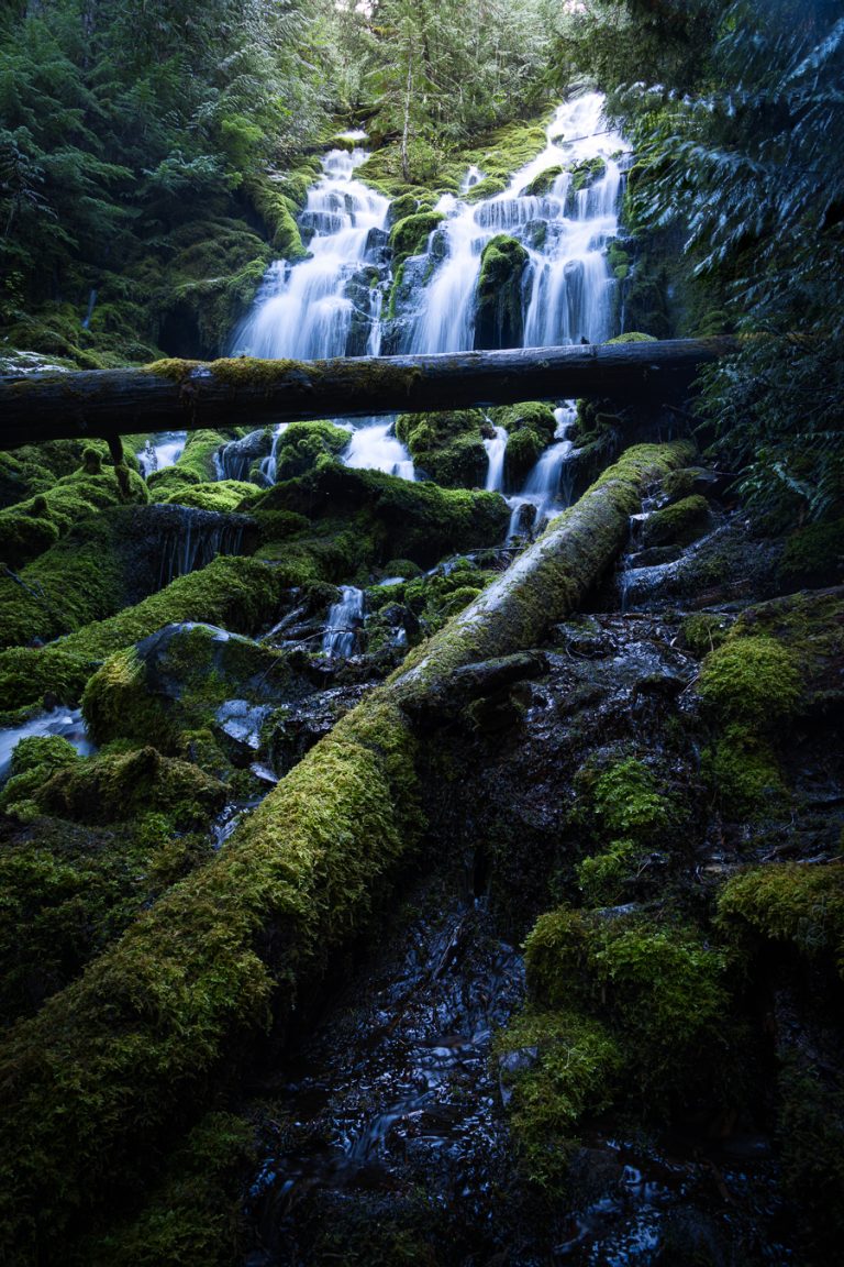 How to Photograph Waterfalls Like a Pro: 9 Long Exposure Tips for ...